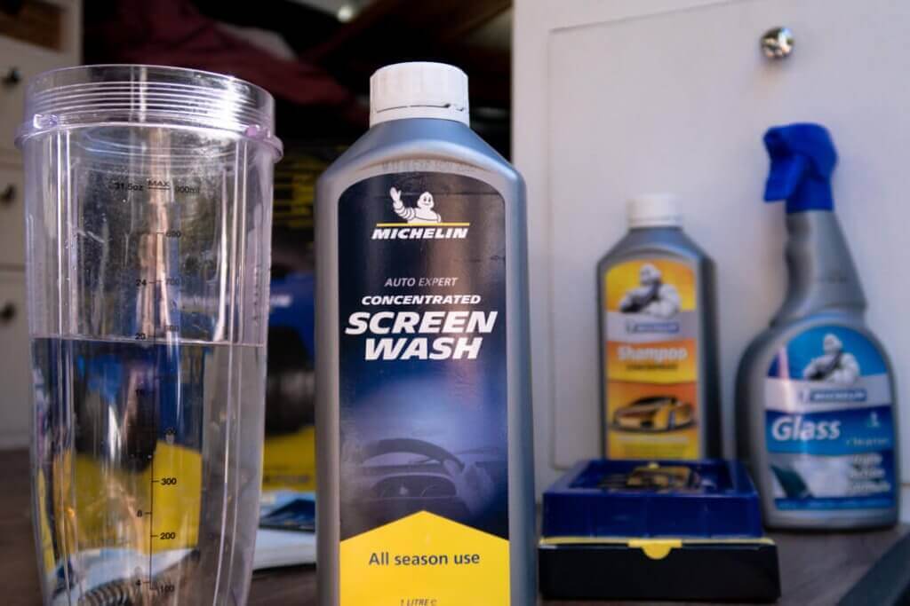 10 ESSENTIAL vehicle checks to do before your road trip