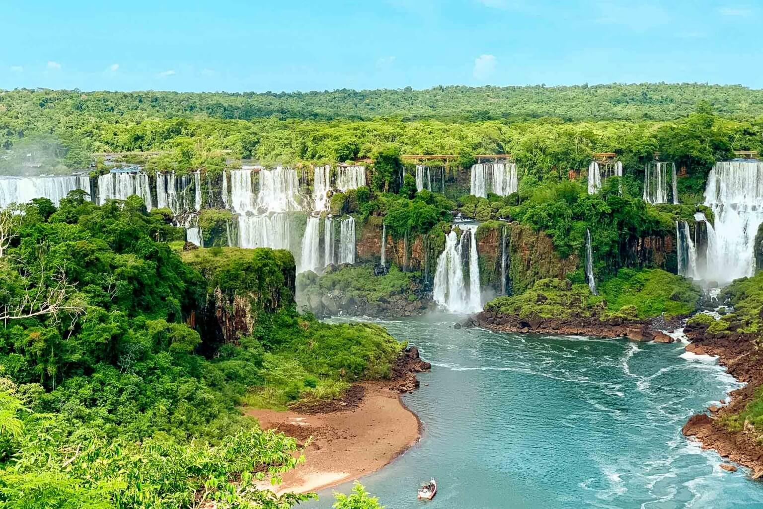 20 INCREDIBLE experiences not to miss when travelling Argentina