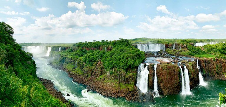 20 INCREDIBLE experiences not to miss when travelling Argentina