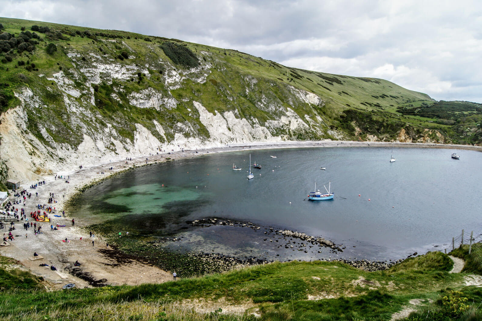 14 BEST places to visit in Dorset - Plan your England road trip!