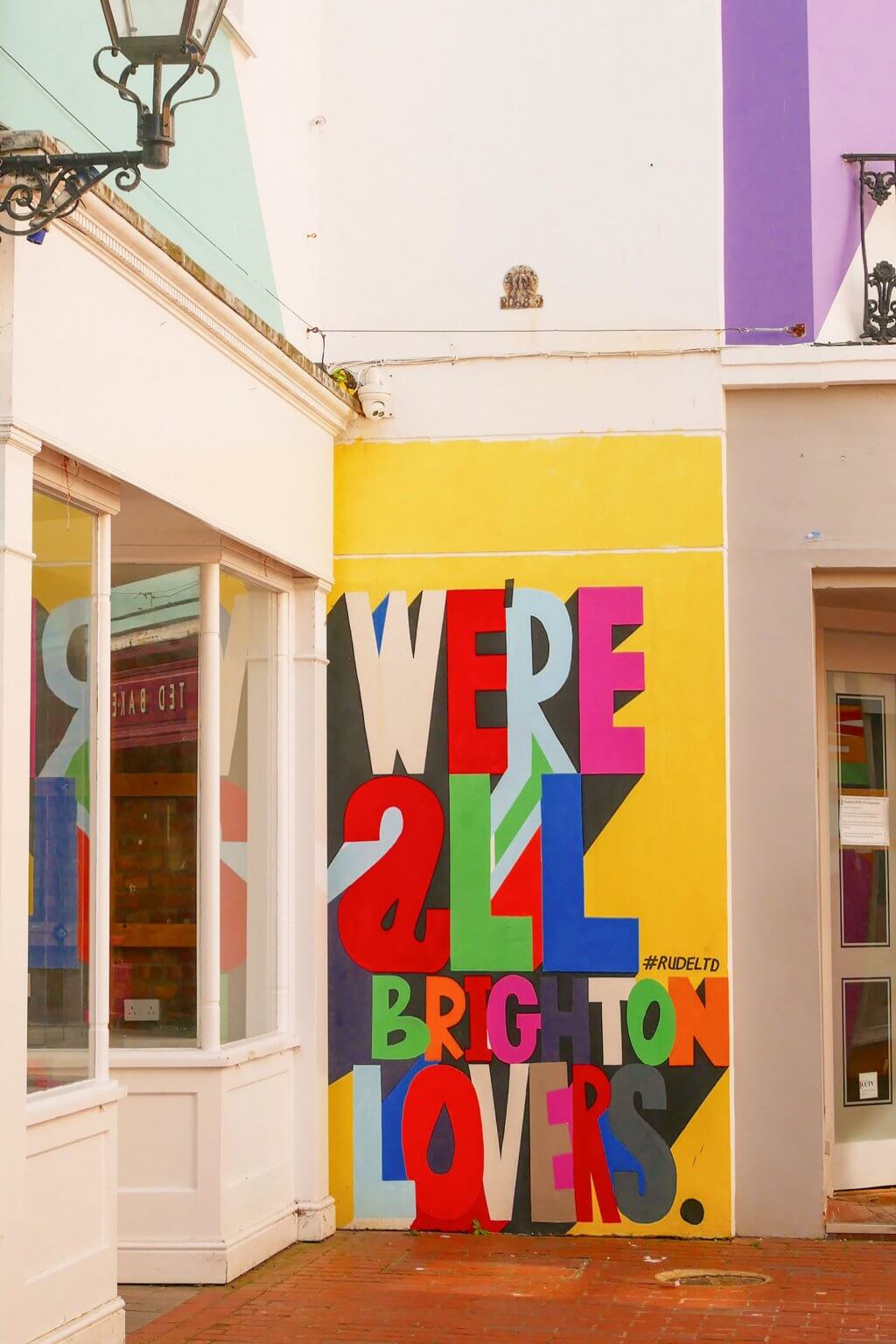 The most COLOURFUL streets in Brighton: best things to do in Brighton!