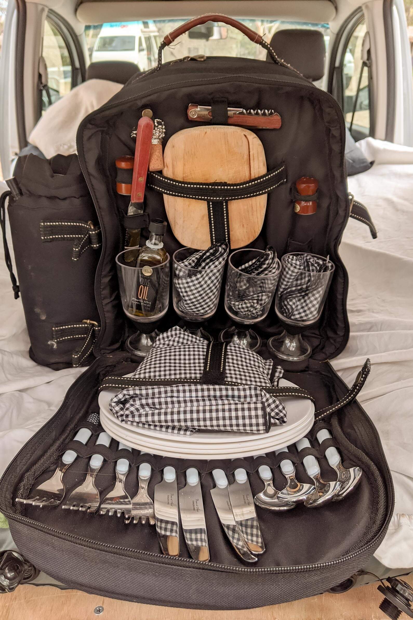 Solo female van life: 6 TOP TIPS for feeling safe solo travelling in a van!