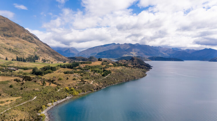 The Ultimate Guide to Lake Wānaka, New Zealand - We Are Global Travellers